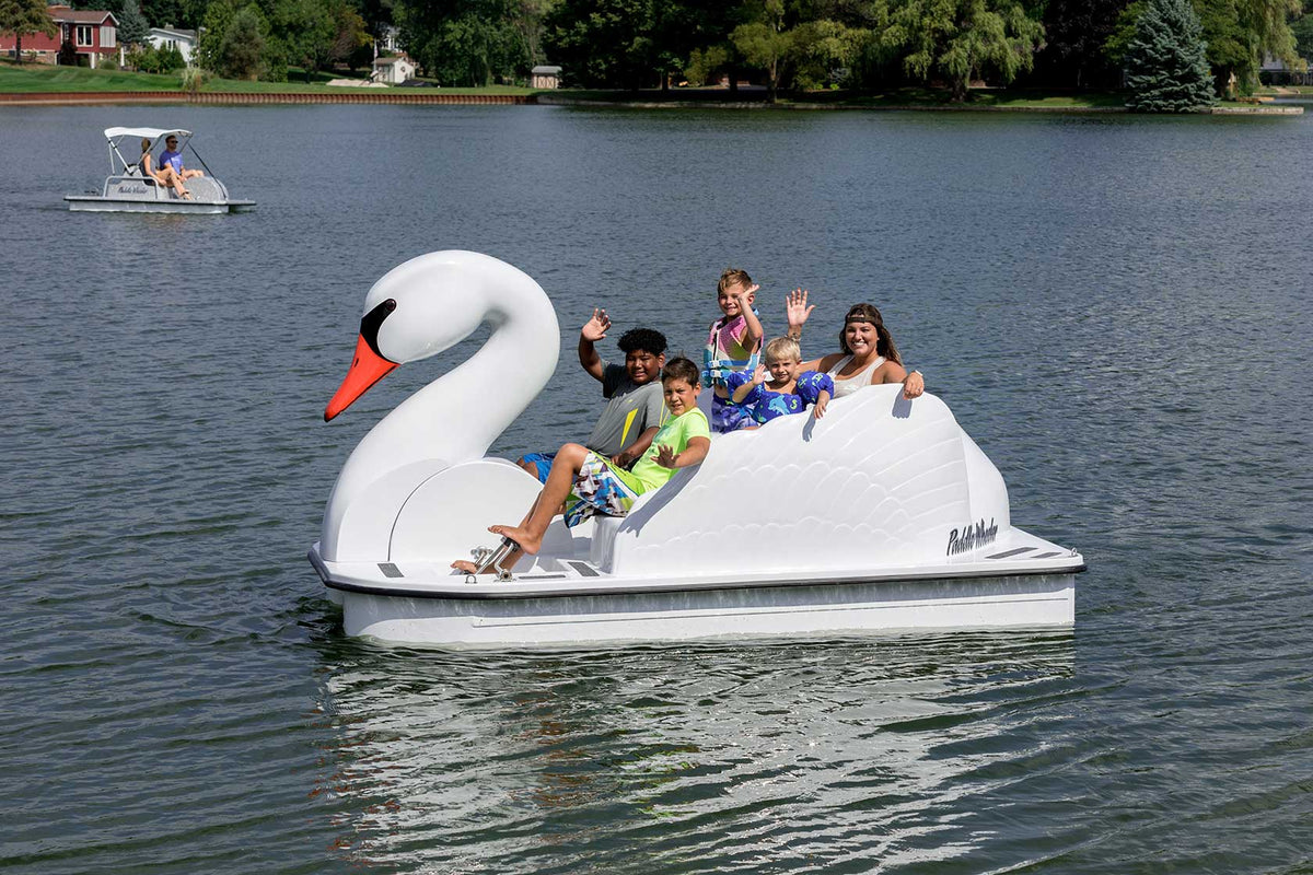 Adventure Glass Big Bird Swan or Pelican Platform Pedal Boat - 5 Perso ...