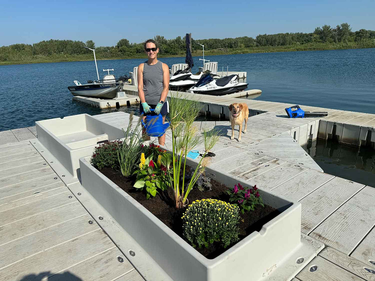 Connect-A-Dock Schwig Planter Box – Light As Air Boats